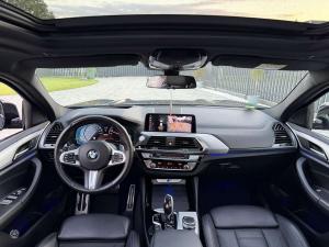 Black BMW X4 2019 in Vilnius, with an engine capacity of 3.00 L and mileage of 99 thousand km for 33300 €, photo 16 on AUTOMOTO.COM.LV