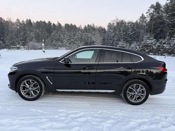 Melns BMW X4 2019 Tauragė, ar dzinēja tilpumu 2.00 L un nobraukumu 219 tūkst. km par 25900 €, foto 2 vietnē AUTOMOTO.COM.LV