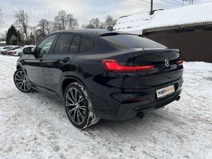 Black BMW X4 2019 in Riga, with an engine capacity of 2.00 L and mileage of 168 thousand km for 27950 €, photo 2 on AUTOMOTO.COM.LV
