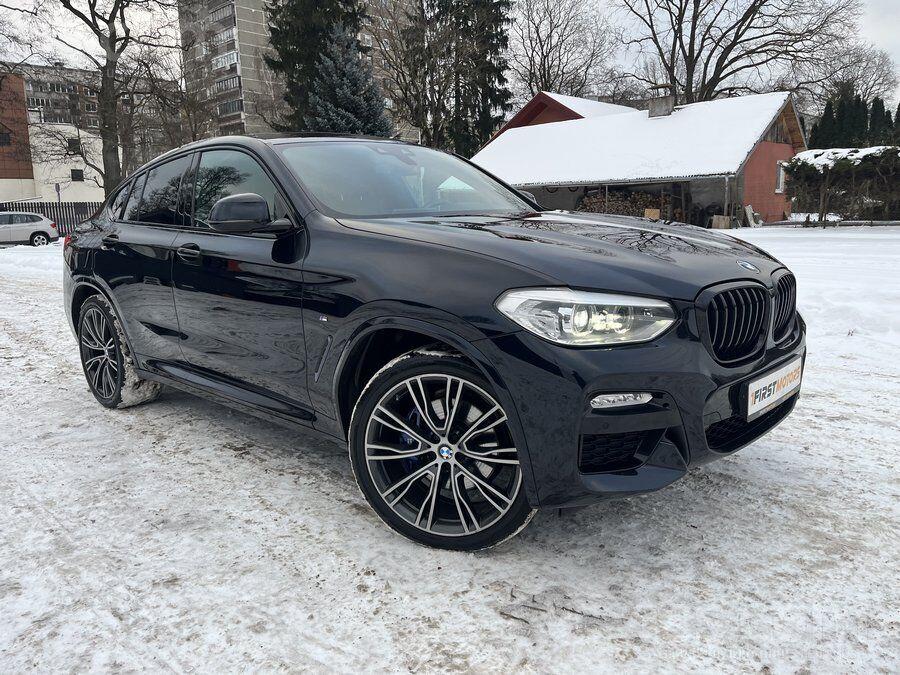 Black BMW X4 2019 in Riga, with an engine capacity of 2.00 L and mileage of 168 thousand km for 27950 €, photo 3 on AUTOMOTO.COM.LV