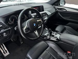 Black BMW X4 2019 in Riga, with an engine capacity of 2.00 L and mileage of 168 thousand km for 27950 €, photo 8 on AUTOMOTO.COM.LV