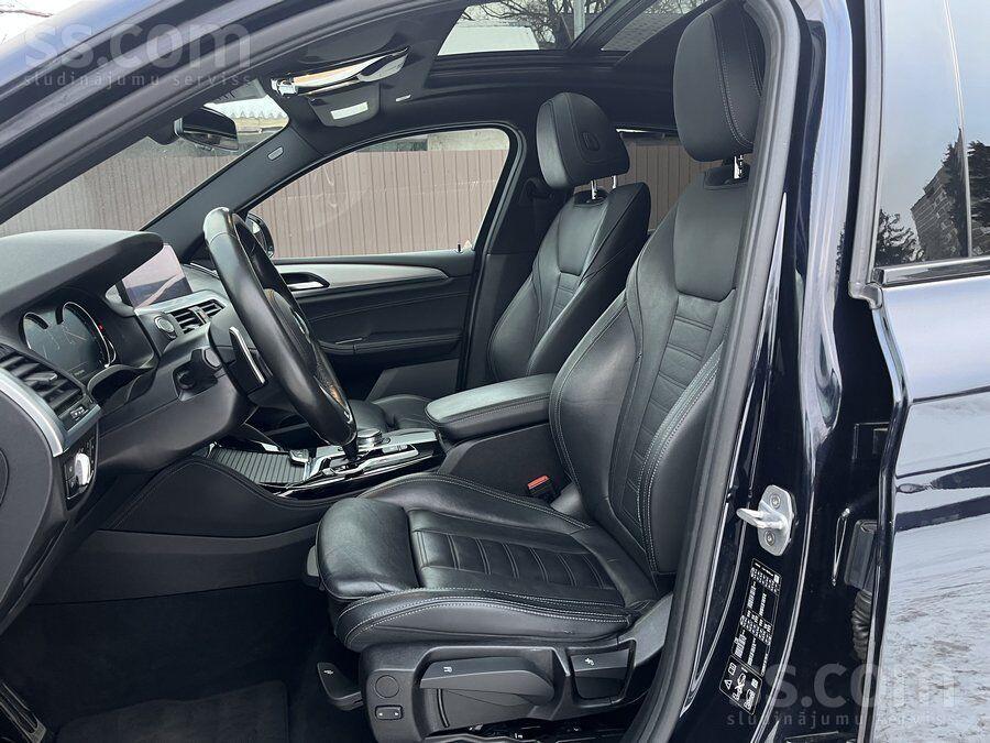 Black BMW X4 2019 in Riga, with an engine capacity of 2.00 L and mileage of 168 thousand km for 27950 €, photo 10 on AUTOMOTO.COM.LV