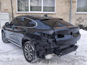 Black BMW X4 2019 in Klaipeda, with an engine capacity of 2.00 L and mileage of 167 thousand km for 18999 €, photo 5 on AUTOMOTO.COM.LV