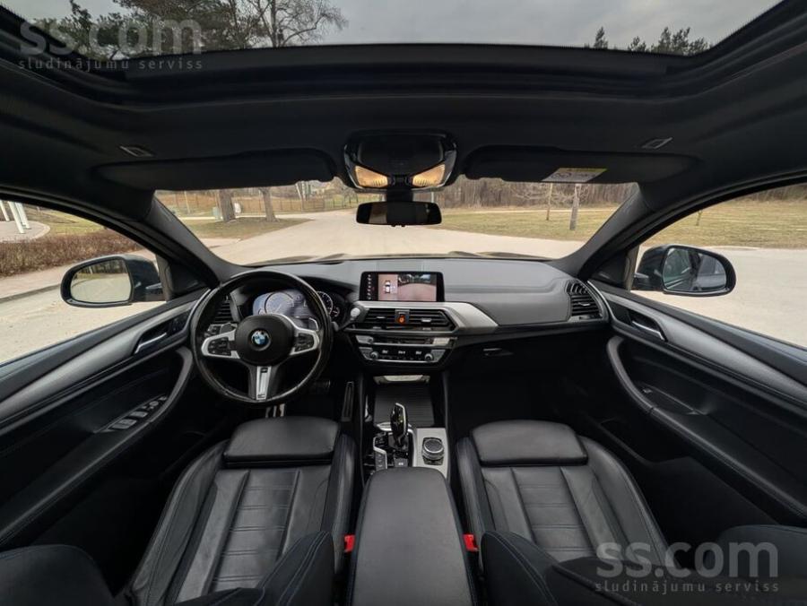 Black BMW X4 2019 in Riga, with an engine capacity of 3.00 L and mileage of 182 thousand km for 29960 €, photo 7 on AUTOMOTO.COM.LV