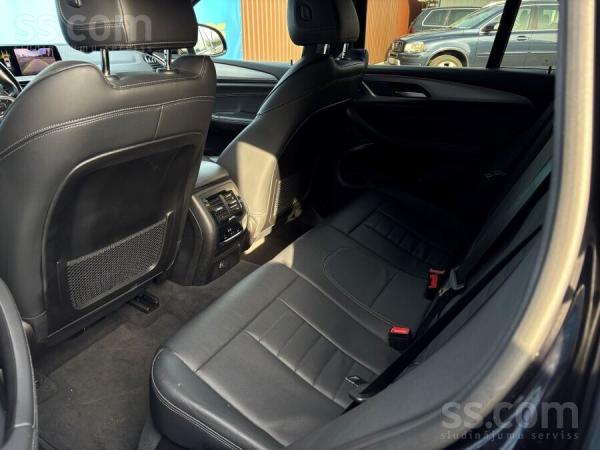 Melns BMW X4 2019 Rīga, ar dzinēja tilpumu 2.00 L un nobraukumu 168 tūkst. km par 27950 €, foto 9 vietnē AUTOMOTO.COM.LV