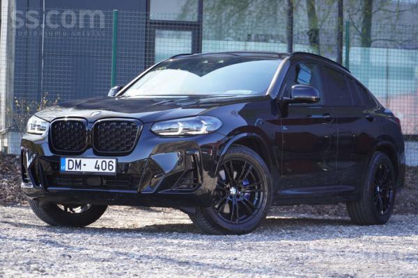 Black BMW X4 2019 in Riga, with an engine capacity of 3.00 L and mileage of 134 thousand km for 39990 €, photo 2 on AUTOMOTO.COM.LV