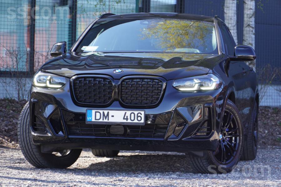 Black BMW X4 2019 in Riga, with an engine capacity of 3.00 L and mileage of 134 thousand km for 38990 €, photo 1 on AUTOMOTO.COM.LV