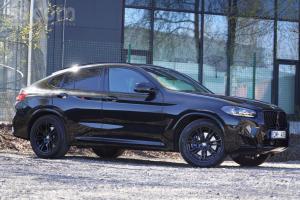 Black BMW X4 2019 in Riga, with an engine capacity of 3.00 L and mileage of 134 thousand km for 38990 €, photo 6 on AUTOMOTO.COM.LV