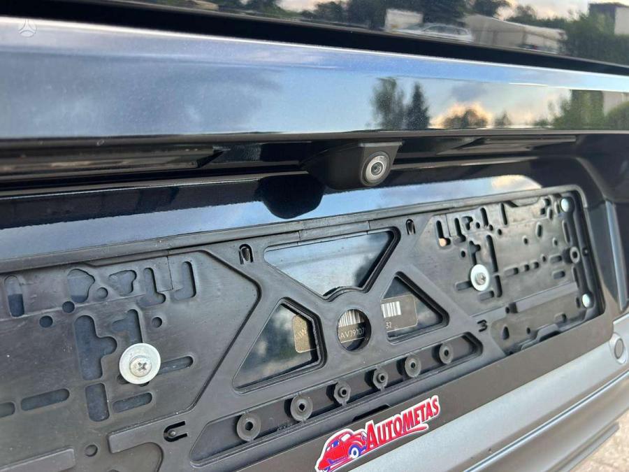 Melns BMW X4 2019 Panevēža, ar dzinēja tilpumu 2.00 L un nobraukumu 126 tūkst. km par 28500 €, foto 16 vietnē AUTOMOTO.COM.LV