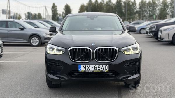 BMW X4 2019 Rīga vietnē Melns BMW X4 2019 Rīga, ar dzinēja tilpumu 2.00 L un nobraukumu 97 tūkst. km par 25490 €, foto 3 vietnē AUTOMOTO.COM.LV