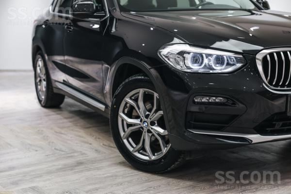 Melns BMW X4 2020 Rīga, ar dzinēja tilpumu 2.00 L un nobraukumu 198 tūkst. km par 24900 €, foto 1 vietnē AUTOMOTO.COM.LV