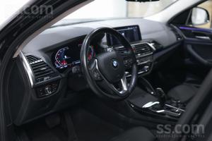 Black BMW X4 2020 in Riga, with an engine capacity of 2.00 L and mileage of 198 thousand km for 24900 €, photo 12 on AUTOMOTO.COM.LV