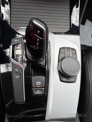 Black BMW X4 2020 in Tallinn, with an engine capacity of 2.00 L and mileage of 112 thousand km for 38000 €, photo 12 on AUTOMOTO.COM.LV