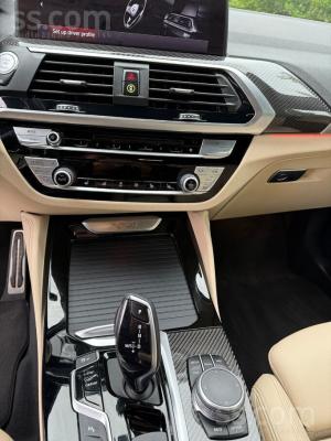 Black BMW X4 2020 in Tukums, with an engine capacity of 3.00 L and mileage of 43 thousand km for 39550 €, photo 14 on AUTOMOTO.COM.LV