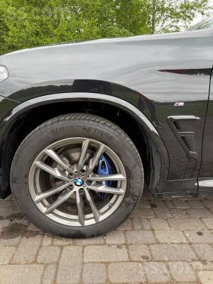 Black BMW X4 2020 in Tukums, with an engine capacity of 3.00 L and mileage of 43 thousand km for 39550 €, photo 23 on AUTOMOTO.COM.LV