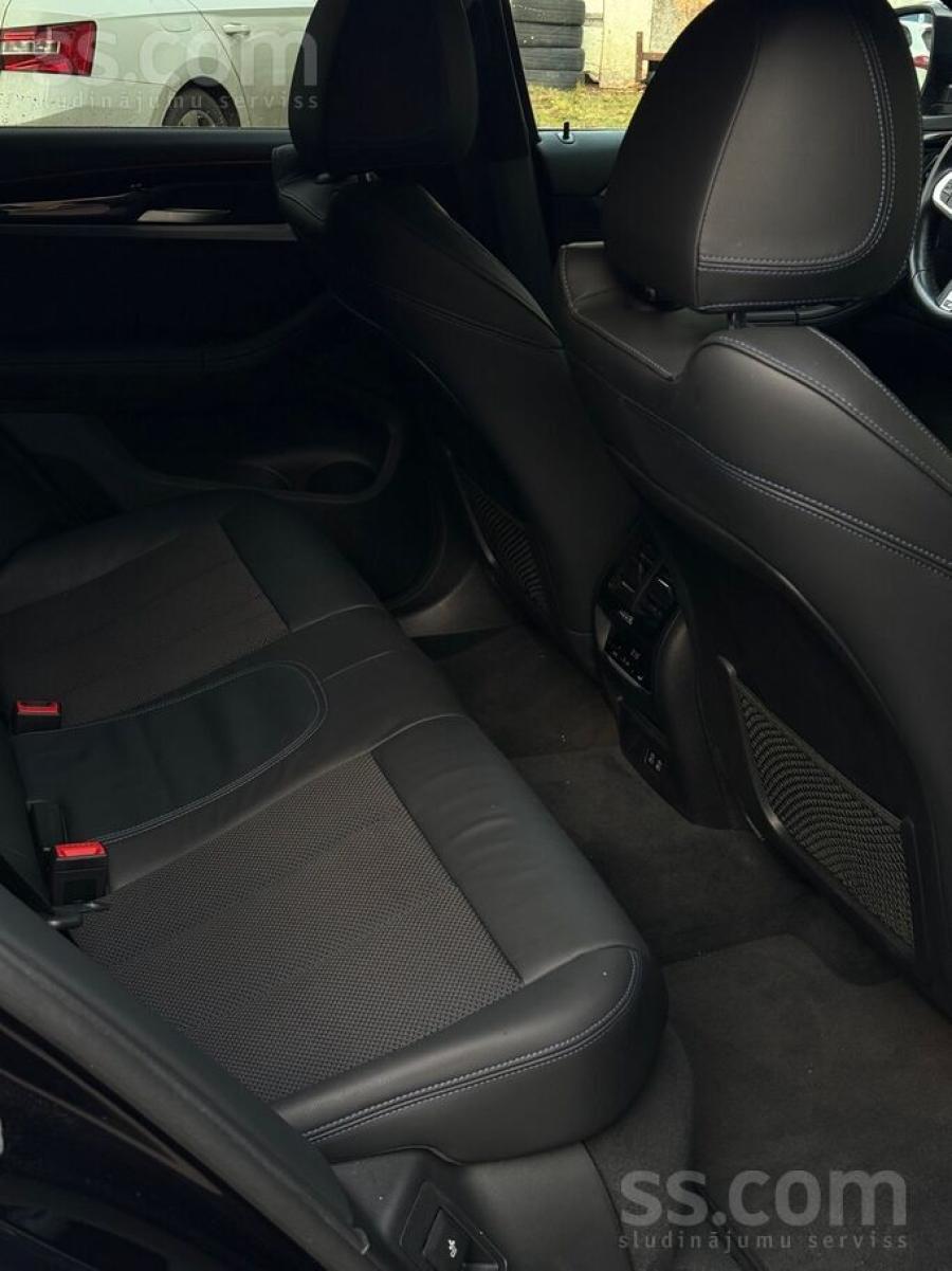 Melns BMW X4 2020 Rīga, ar dzinēja tilpumu 2.00 L un nobraukumu 52 tūkst. km par 32480 €, foto 10 vietnē AUTOMOTO.COM.LV
