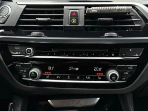 Melns BMW X4 2020 Rīga, ar dzinēja tilpumu 2.00 L un nobraukumu 52 tūkst. km par 33280 €, foto 16 vietnē AUTOMOTO.COM.LV