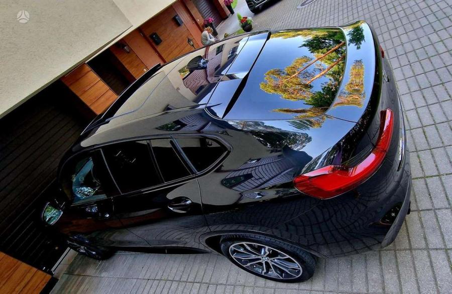 Black BMW X4 2020 in Vilnius, with an engine capacity of 2.00 L and mileage of 96 thousand km for 34000 €, photo 7 on AUTOMOTO.COM.LV