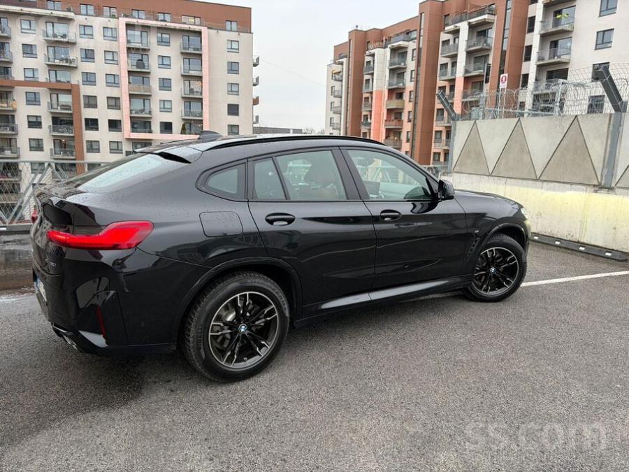 Black BMW X4 2022 in Riga, with an engine capacity of 2.00 L and mileage of 60 thousand km for 43000 €, photo 13 on AUTOMOTO.COM.LV