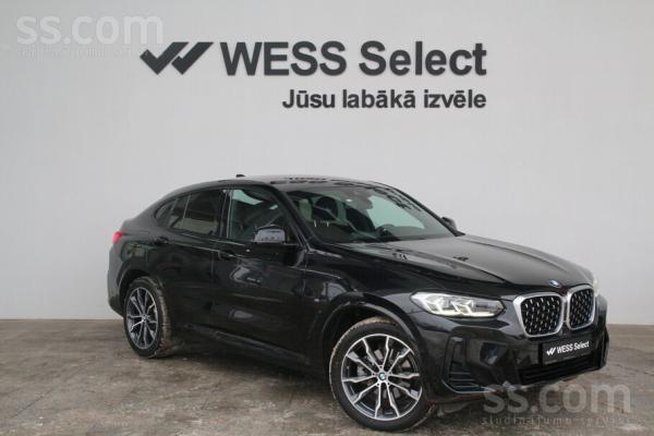 Black BMW X4 2022 in Riga, with an engine capacity of 2.00 L and mileage of 134 thousand km for 37500 €, photo 2 on AUTOMOTO.COM.LV