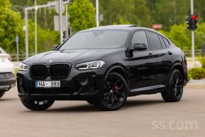 Melns BMW X4 2022 Jelgava, ar dzinēja tilpumu 2.00 L un nobraukumu 0 tūkst. km par 34700 €, foto  vietnē AUTOMOTO.COM.LV