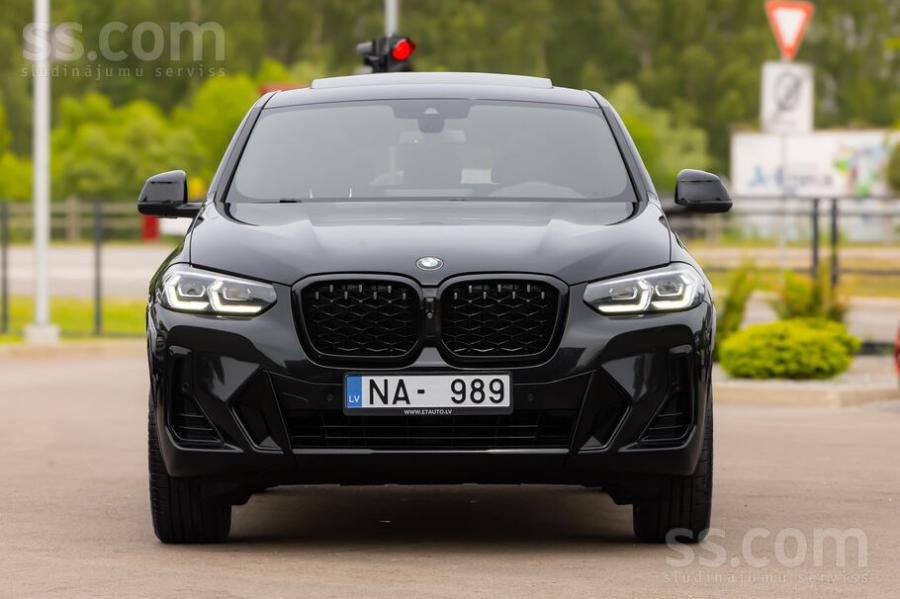 Melns BMW X4 2022 Jelgava, ar dzinēja tilpumu 2.00 L un nobraukumu 0 tūkst. km par 34700 €, foto 3 vietnē AUTOMOTO.COM.LV