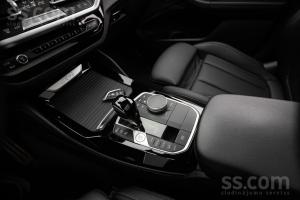 Melns BMW X4 2022 Jelgava, ar dzinēja tilpumu 2.00 L un nobraukumu 0 tūkst. km par 34700 €, foto 20 vietnē AUTOMOTO.COM.LV