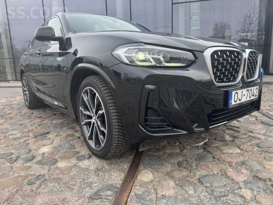 Melns BMW X4 2022 Rīga, ar dzinēja tilpumu 2.00 L un nobraukumu 133 tūkst. km par 33950 €, foto 3 vietnē AUTOMOTO.COM.LV