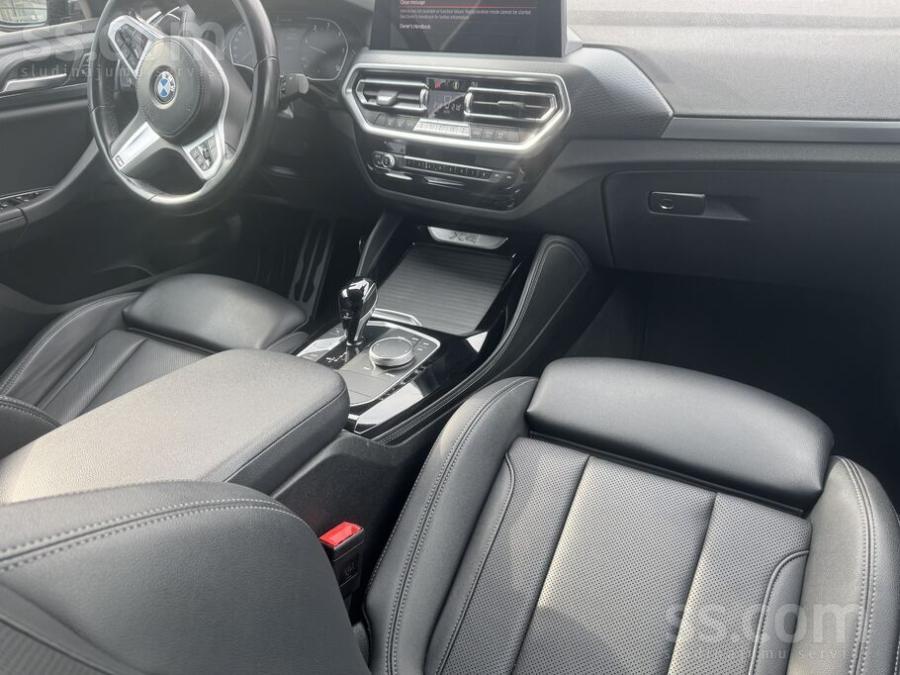 Melns BMW X4 2022 Rīga, ar dzinēja tilpumu 2.00 L un nobraukumu 133 tūkst. km par 33950 €, foto 13 vietnē AUTOMOTO.COM.LV