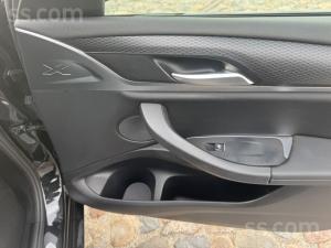 Melns BMW X4 2022 Rīga, ar dzinēja tilpumu 2.00 L un nobraukumu 133 tūkst. km par 33950 €, foto 15 vietnē AUTOMOTO.COM.LV