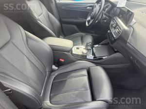 Melns BMW X4 2022 Rīga, ar dzinēja tilpumu 2.00 L un nobraukumu 133 tūkst. km par 33950 €, foto 17 vietnē AUTOMOTO.COM.LV