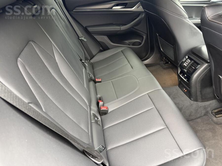 Melns BMW X4 2022 Rīga, ar dzinēja tilpumu 2.00 L un nobraukumu 133 tūkst. km par 31950 €, foto 19 vietnē AUTOMOTO.COM.LV