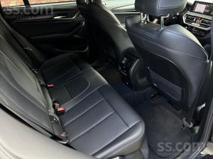Melns BMW X4 2022 Rīga, ar dzinēja tilpumu 2.00 L un nobraukumu 134 tūkst. km par 32900 €, foto 18 vietnē AUTOMOTO.COM.LV