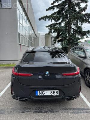 Black BMW X4 2022 in Riga, with an engine capacity of 3.00 L and mileage of 66 thousand km for 51500 €, photo 5 on AUTOMOTO.COM.LV