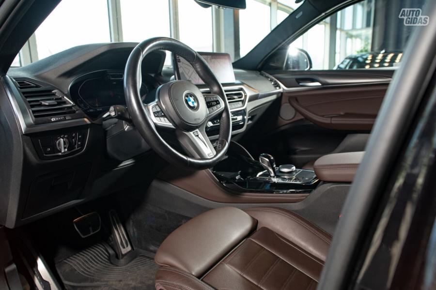 Melns BMW X4 2023 Kauņa, ar dzinēja tilpumu 3.00 L un nobraukumu 55 tūkst. km par 49374 €, foto 10 vietnē AUTOMOTO.COM.LV