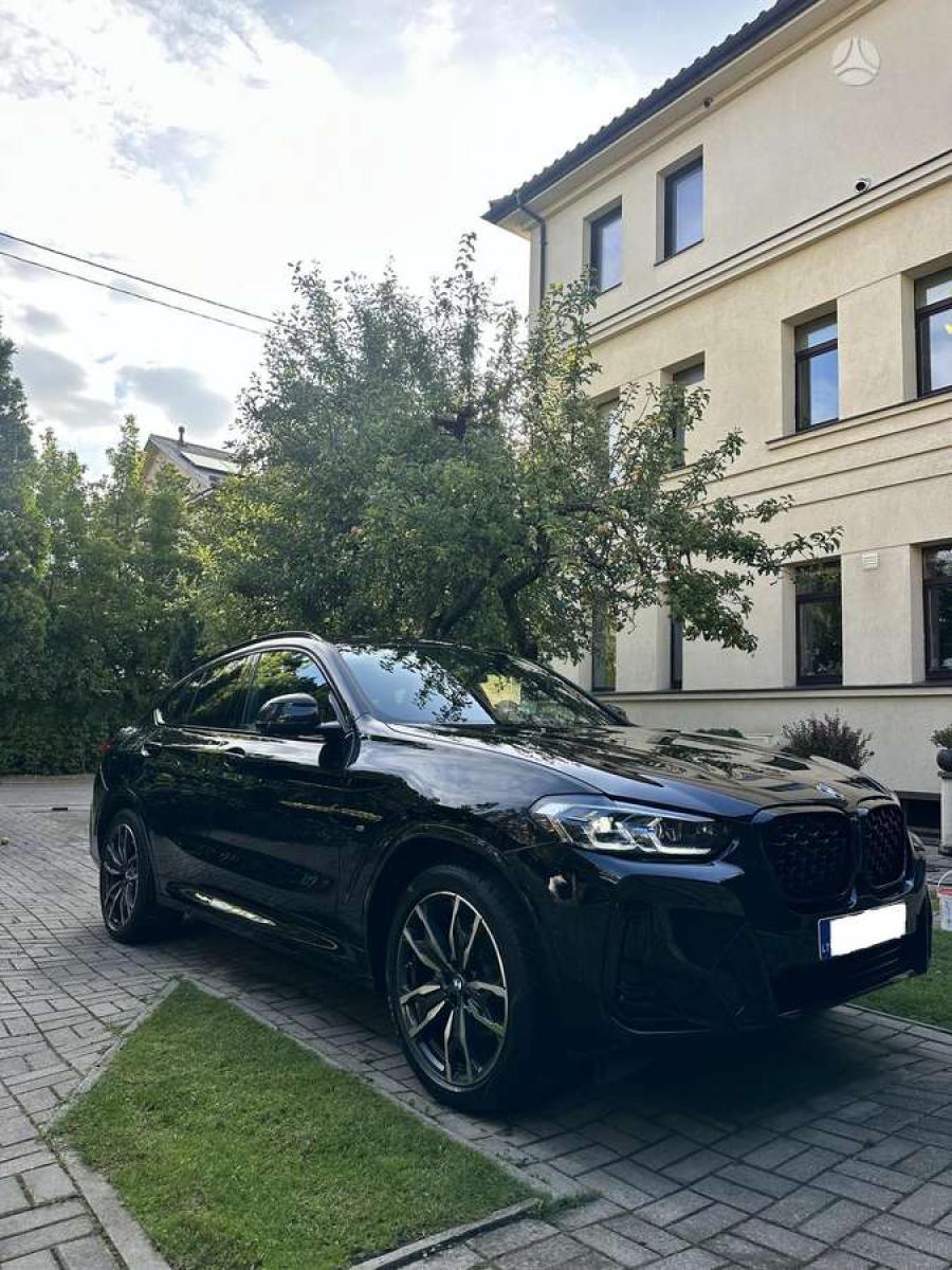 Melns BMW X4 2023 Kauņa, ar dzinēja tilpumu 2.00 L un nobraukumu 33 tūkst. km par 55000 €, foto 3 vietnē AUTOMOTO.COM.LV