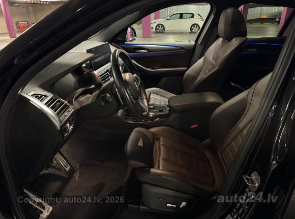 Melns BMW X4 2023 Tallina, ar dzinēja tilpumu 3.00 L un nobraukumu 66 tūkst. km par 49900 €, foto 5 vietnē AUTOMOTO.COM.LV
