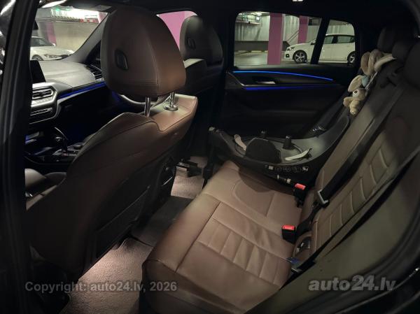 Melns BMW X4 2023 Tallina, ar dzinēja tilpumu 3.00 L un nobraukumu 66 tūkst. km par 49900 €, foto 6 vietnē AUTOMOTO.COM.LV