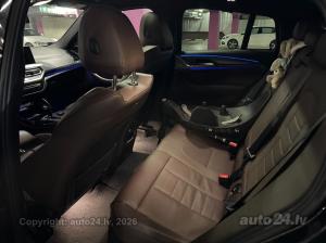Black BMW X4 2023 in Tallinn, with an engine capacity of 3.00 L and mileage of 66 thousand km for 49900 €, photo 7 on AUTOMOTO.COM.LV