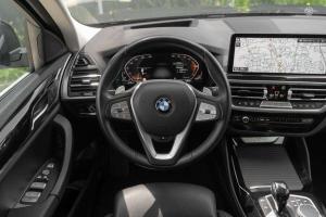 Melns BMW X4 2023 Viļņa, ar dzinēja tilpumu 2.00 L un nobraukumu 146 tūkst. km par 37300 €, foto 23 vietnē AUTOMOTO.COM.LV