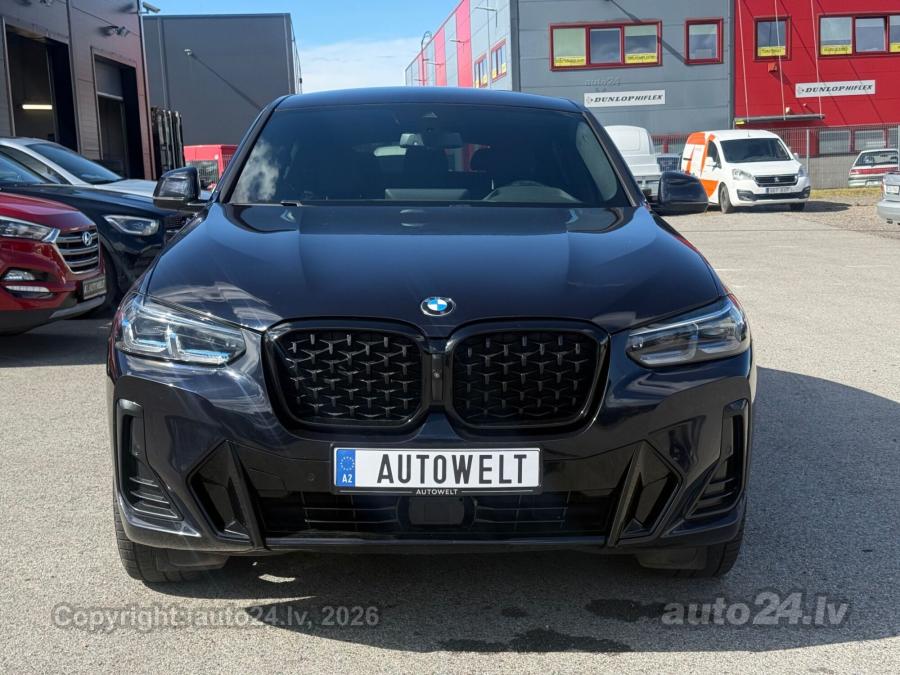Black BMW X4 2023 in Tallinn, with an engine capacity of 2.00 L and mileage of 99 thousand km for 48000 €, photo 3 on AUTOMOTO.COM.LV