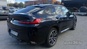 Black BMW X4 2023 in Tallinn, with an engine capacity of 2.00 L and mileage of 99 thousand km for 48000 €, photo 10 on AUTOMOTO.COM.LV