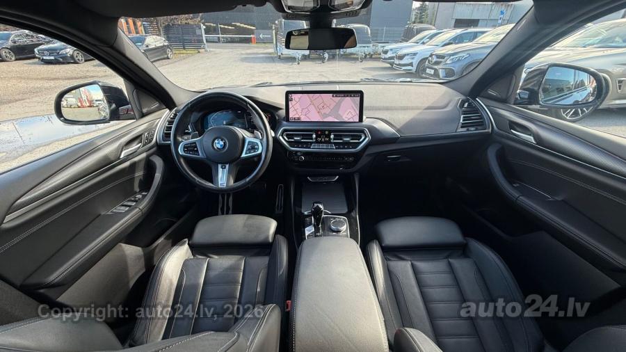 Black BMW X4 2023 in Tallinn, with an engine capacity of 2.00 L and mileage of 99 thousand km for 48000 €, photo 12 on AUTOMOTO.COM.LV