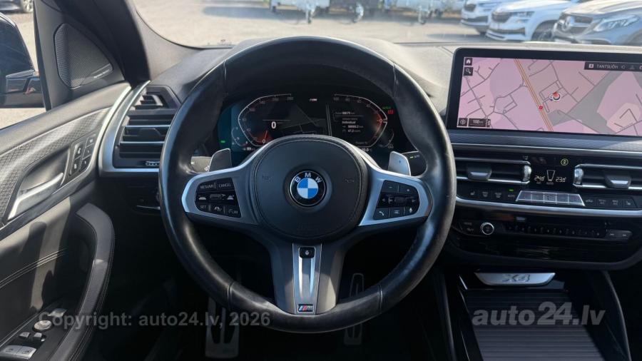 Black BMW X4 2023 in Tallinn, with an engine capacity of 2.00 L and mileage of 99 thousand km for 48000 €, photo 14 on AUTOMOTO.COM.LV