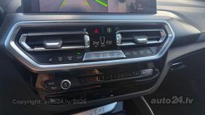 Black BMW X4 2023 in Tallinn, with an engine capacity of 2.00 L and mileage of 99 thousand km for 48000 €, photo 18 on AUTOMOTO.COM.LV