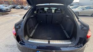 Black BMW X4 2023 in Tallinn, with an engine capacity of 2.00 L and mileage of 99 thousand km for 48000 €, photo 28 on AUTOMOTO.COM.LV