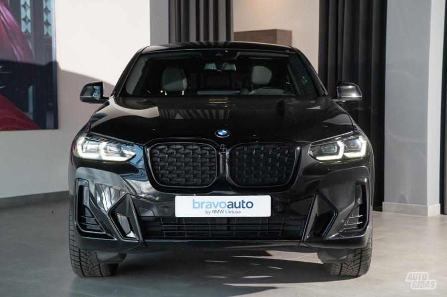 Melns BMW X4 2024 Kauņa, ar dzinēja tilpumu 2.00 L un nobraukumu 56 tūkst. km par 43771 €, foto 3 vietnē AUTOMOTO.COM.LV