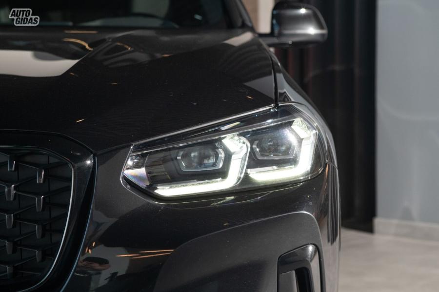 Melns BMW X4 2024 Kauņa, ar dzinēja tilpumu 2.00 L un nobraukumu 56 tūkst. km par 43771 €, foto 4 vietnē AUTOMOTO.COM.LV