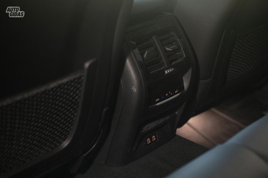 Melns BMW X4 2024 Kauņa, ar dzinēja tilpumu 2.00 L un nobraukumu 56 tūkst. km par 43771 €, foto 24 vietnē AUTOMOTO.COM.LV