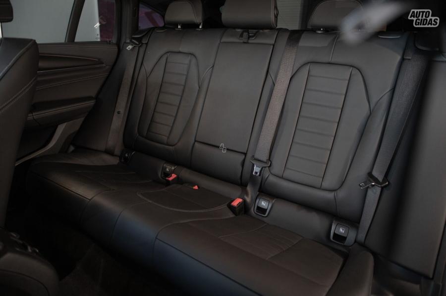 Melns BMW X4 2024 Kauņa, ar dzinēja tilpumu 2.00 L un nobraukumu 56 tūkst. km par 43771 €, foto 25 vietnē AUTOMOTO.COM.LV